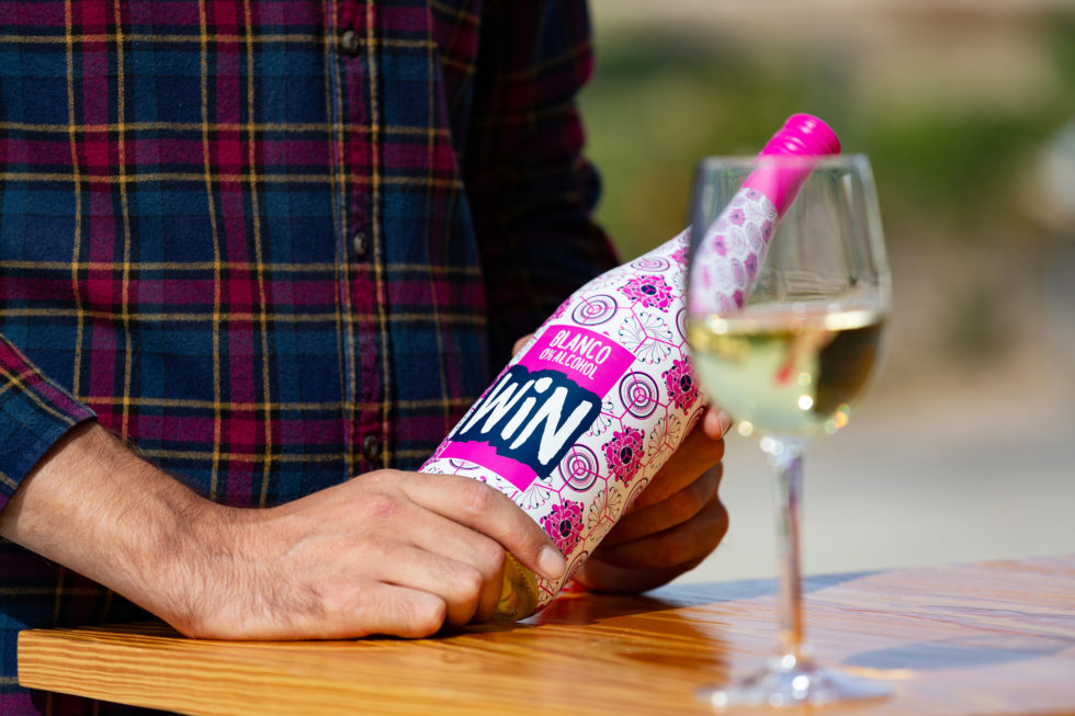 Beatriz Moro, presidenta de Bodega Win Sin Alcohol en Vive Radio! - Bodega Win - Vino Sin Alcohol